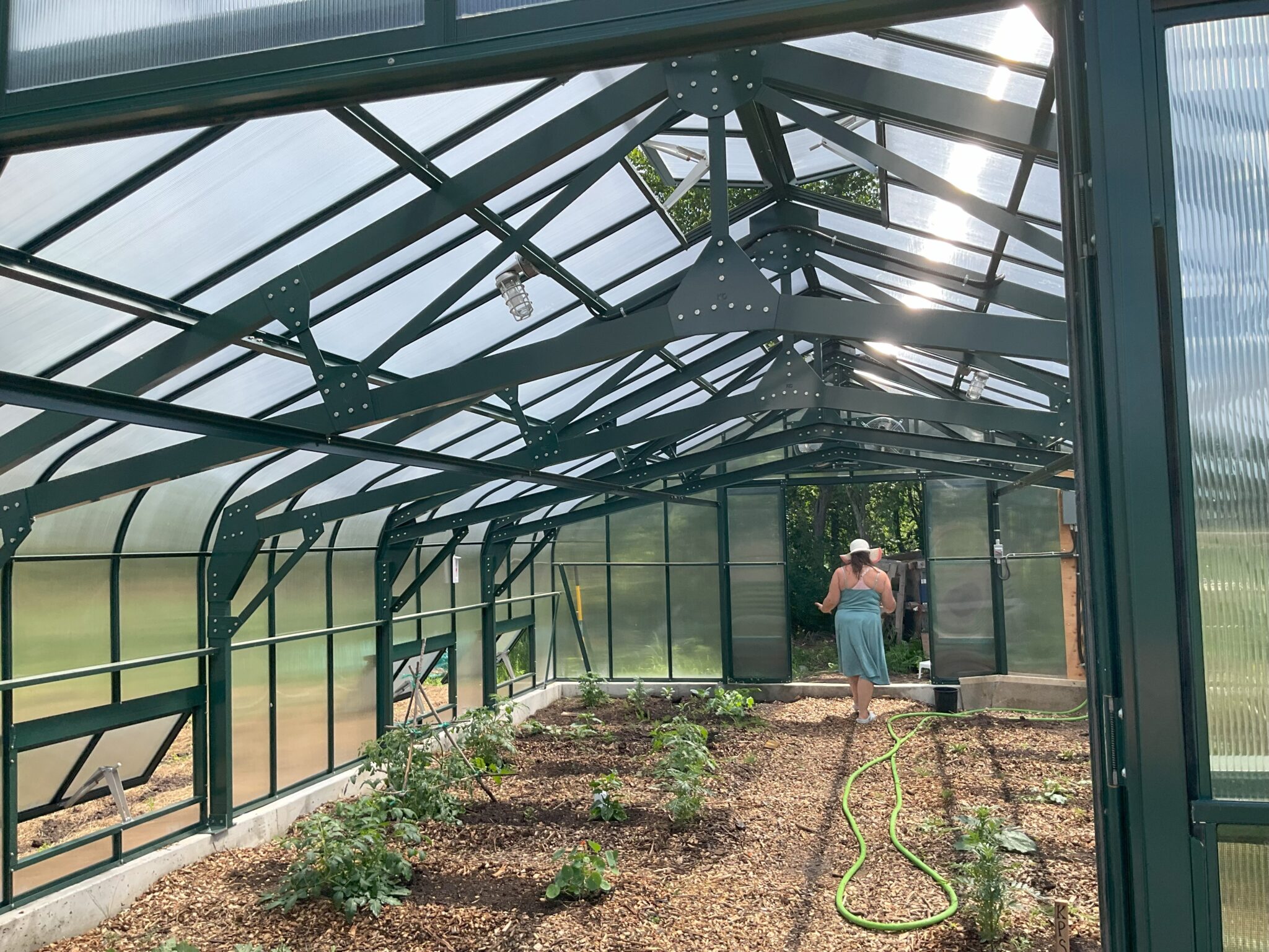 12 ways food banks give more than food - Feed Ontario